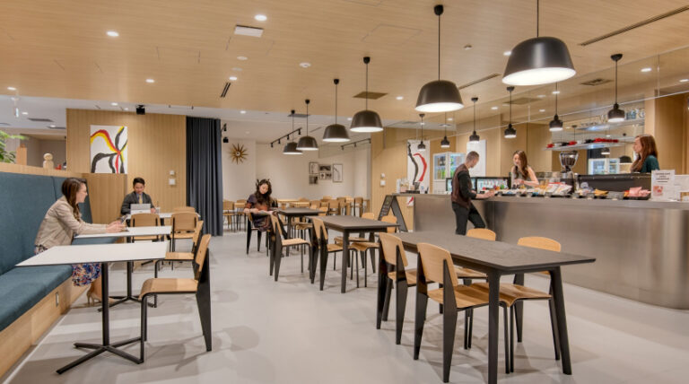 Travel Work Award | Regus(リージャス)/ SPACES(スペーシズ)